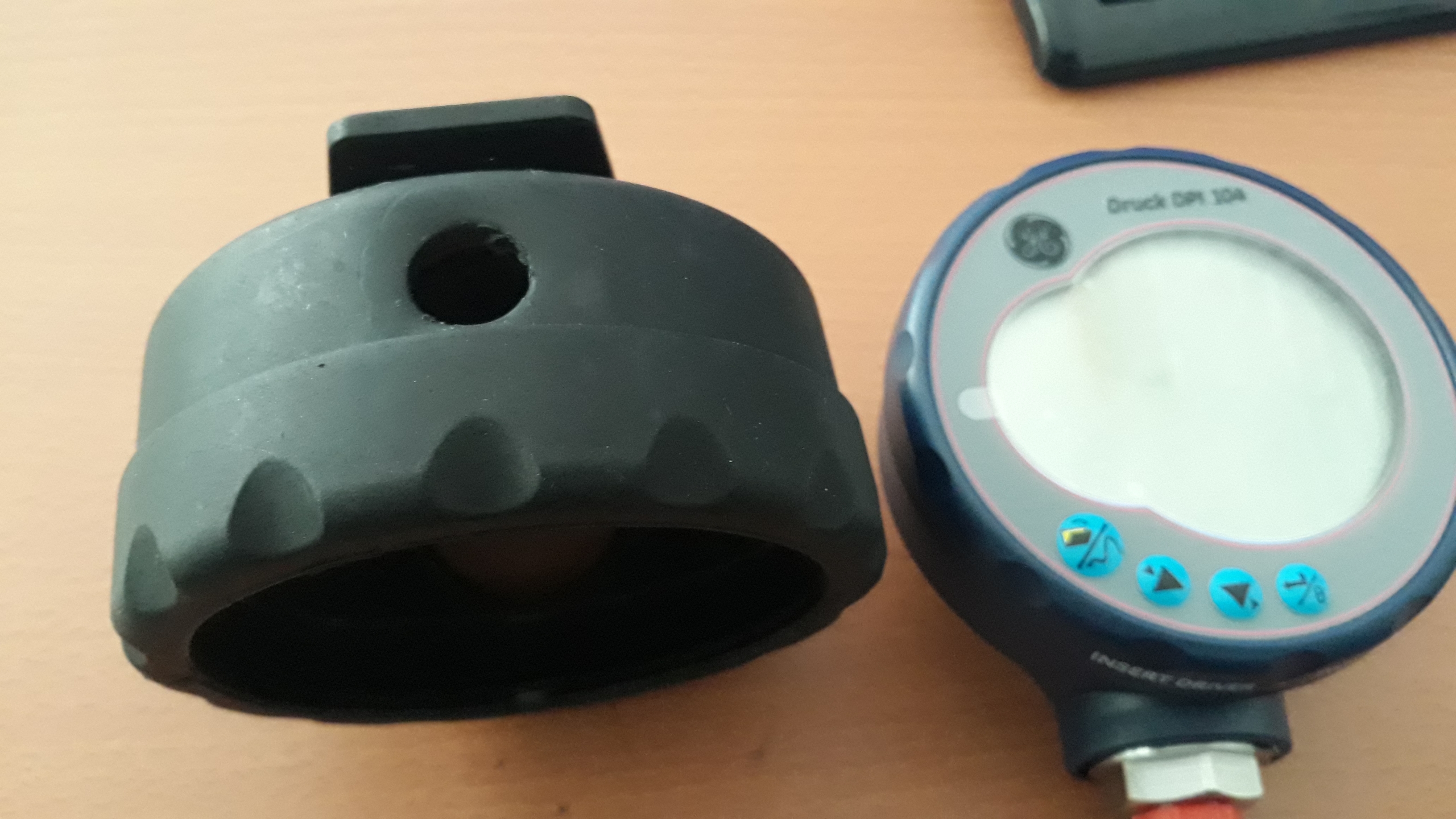 GE Druck DPI104 Digital Test Pressure Gauge | indostartech.co.id